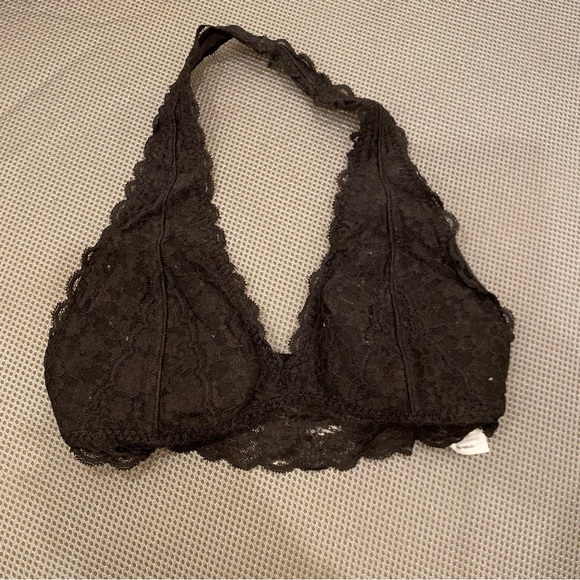 Gilly Hicks | Intimates & Sleepwear | Gilly Hicks Black Lace Bralette ...